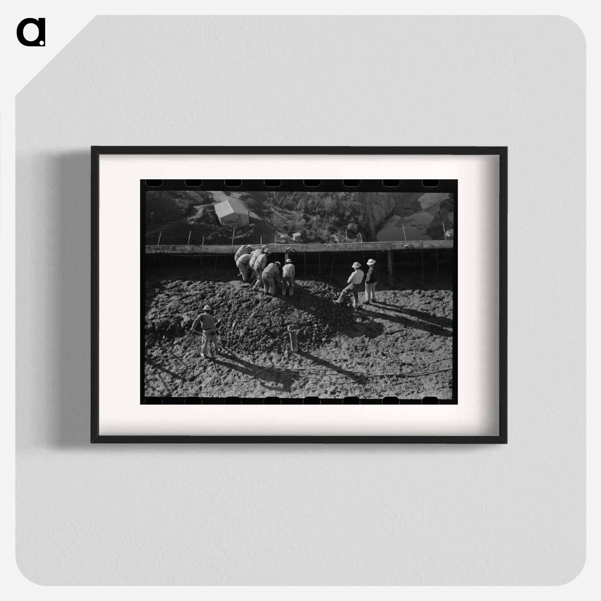 Russell Lee(ラッセル リー)のShasta Dam Construction - ラッセル リー Poster ...
