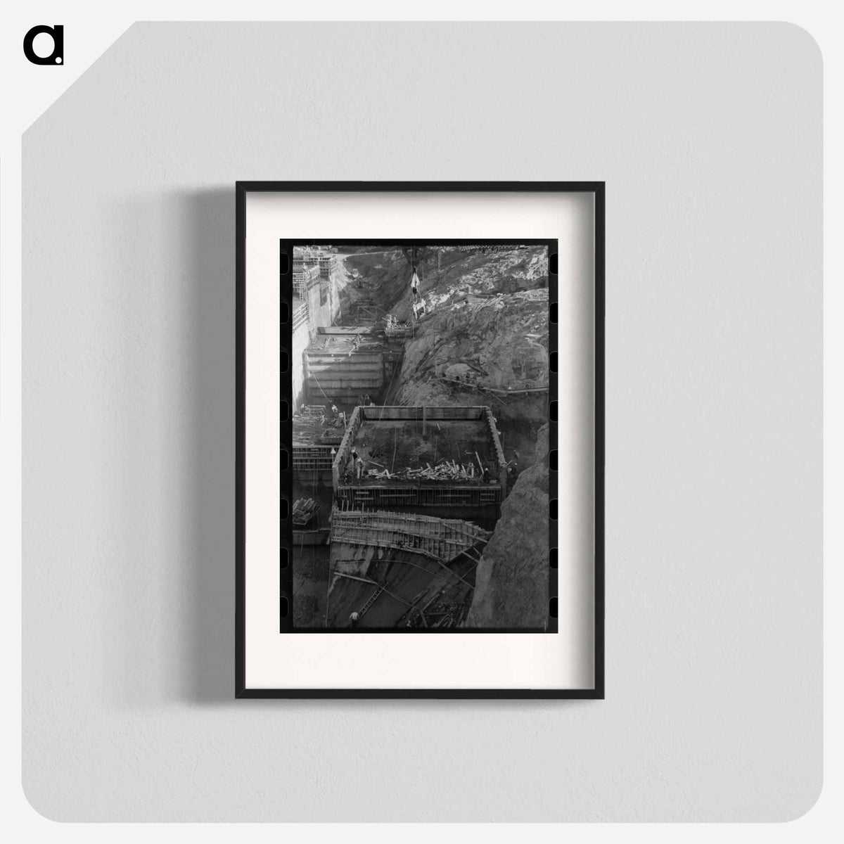 Russell Lee(ラッセル リー)のShasta Dam Under Construction - ラッセル リー Poster ...