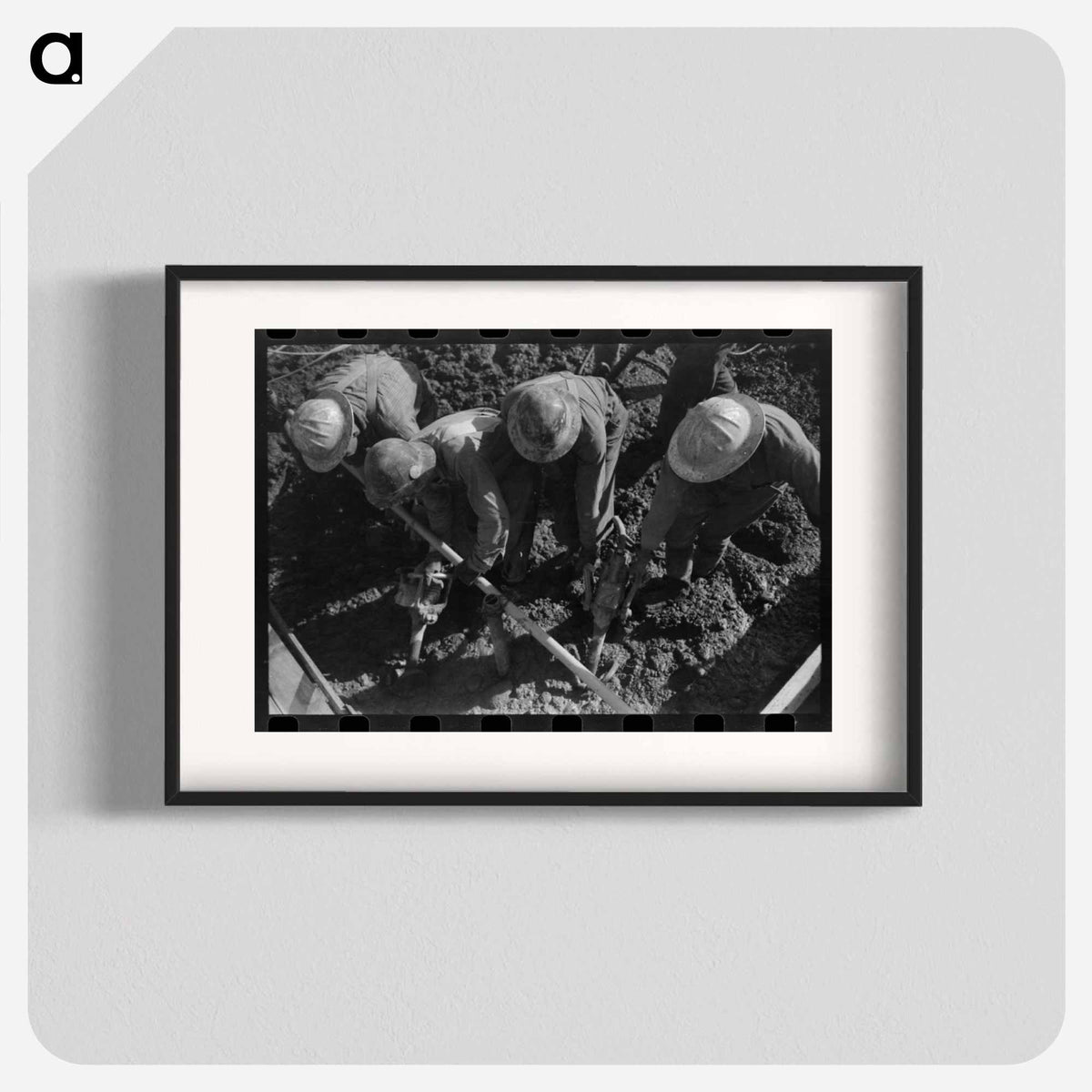 Russell Lee(ラッセル リー)のShasta Dam Construction Worker - ラッセル リー Poster ...