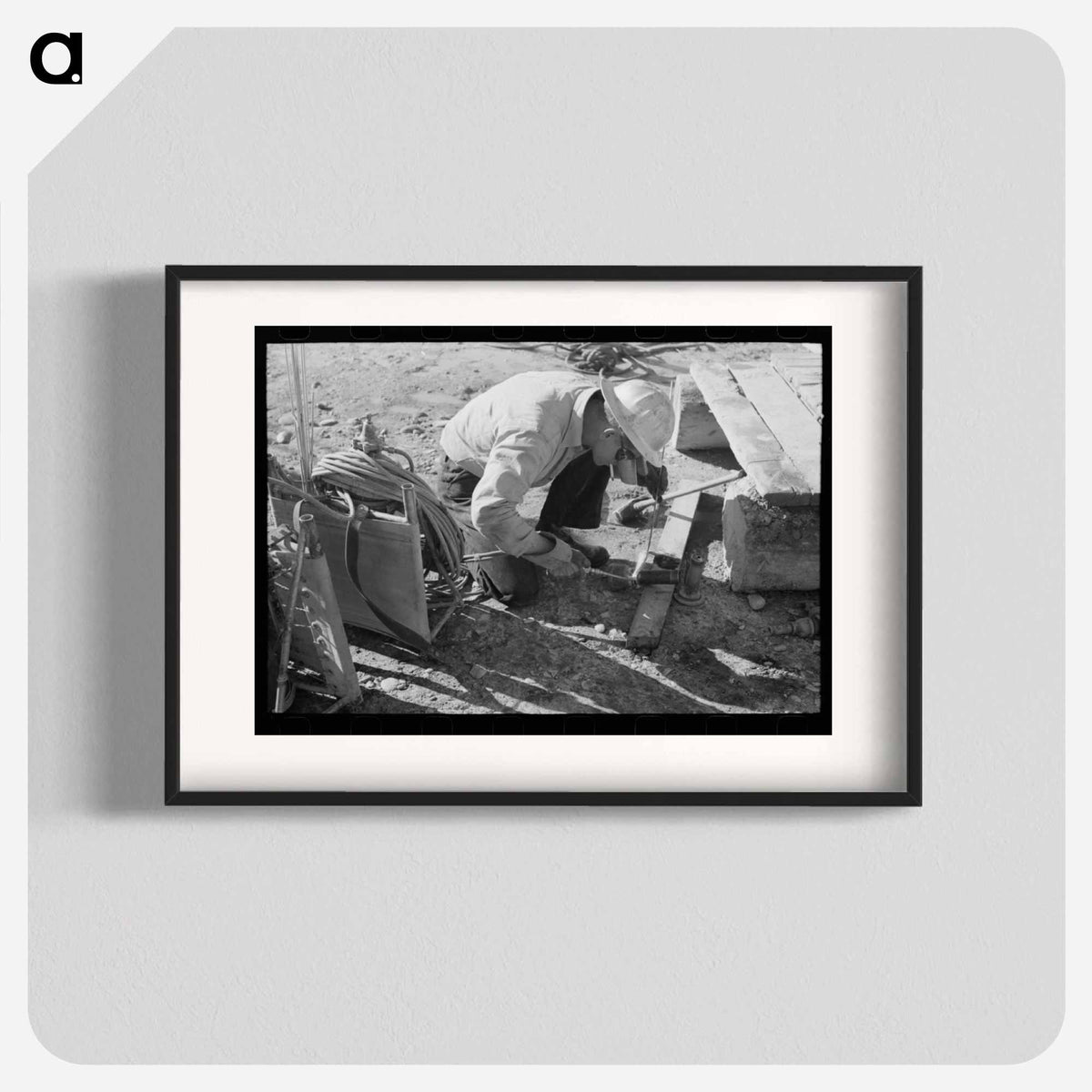 Welder at Shasta Dam - ラッセル リー Poster. – artgraph.