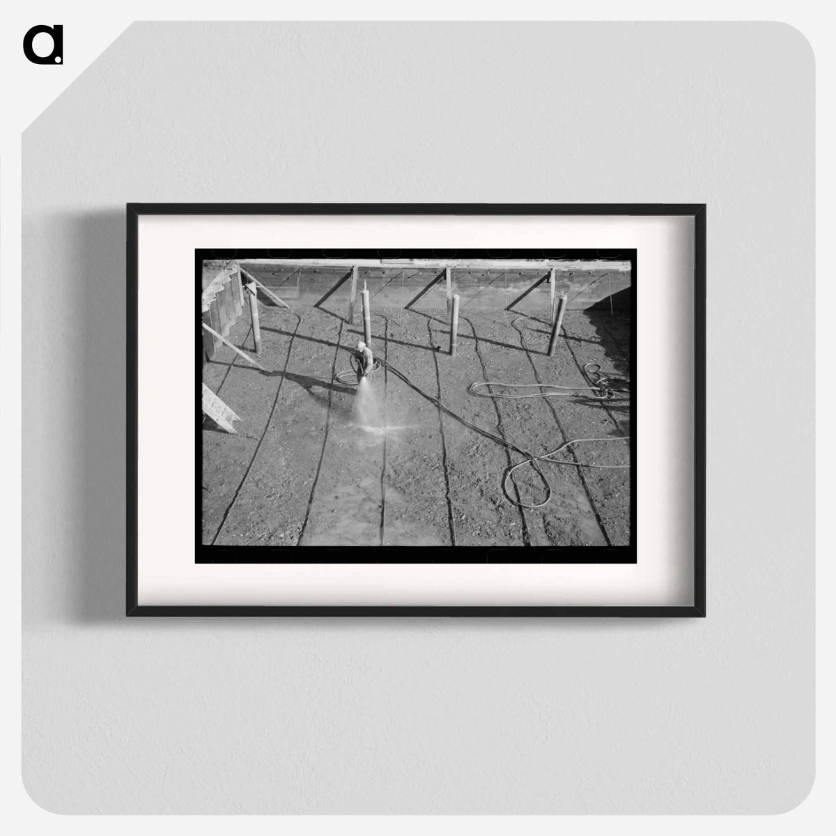 Wetting Down Concrete, Shasta Dam - ラッセル リー Poster. – artgraph.